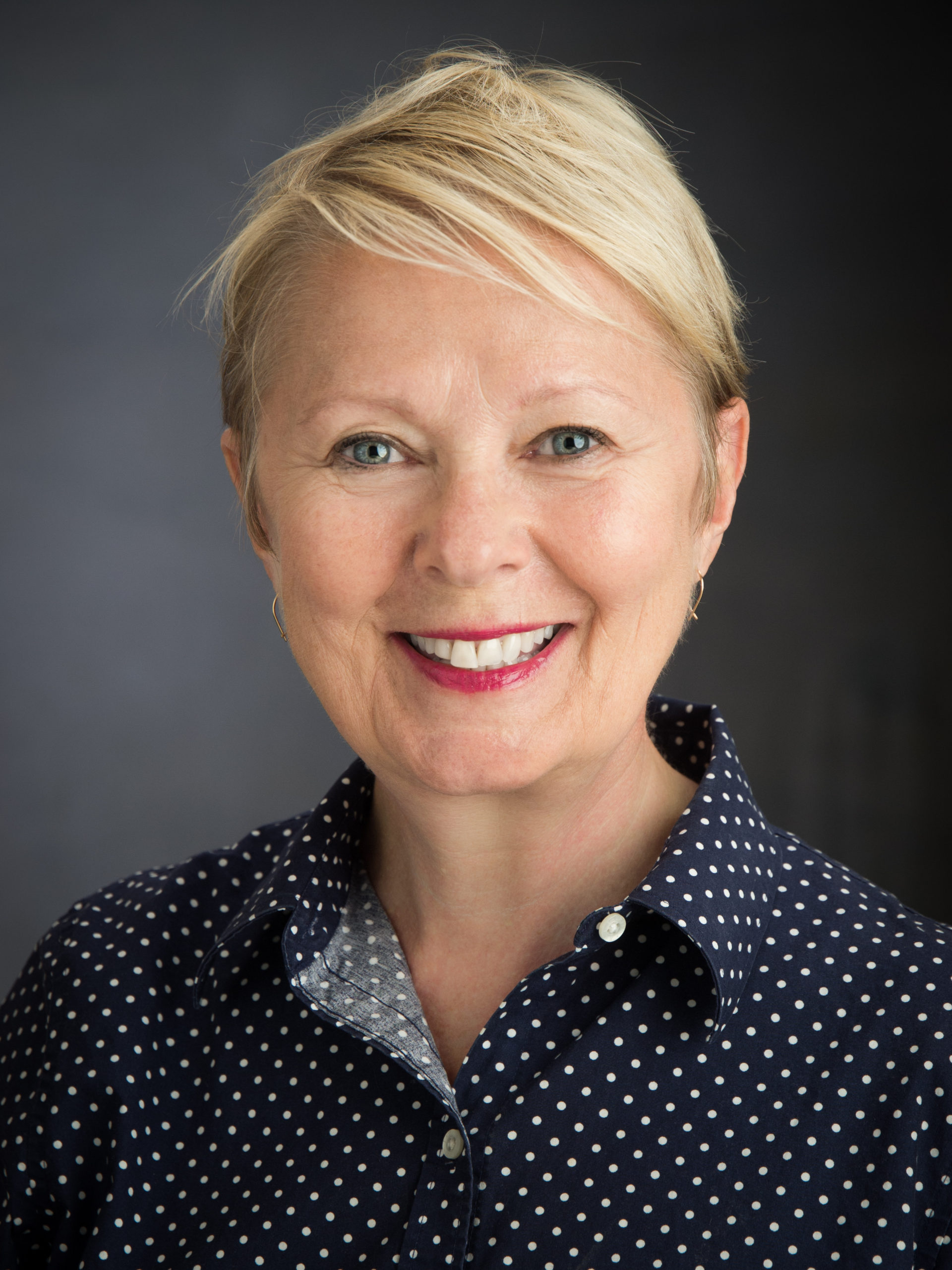 Laurie Van Wieren – Happy Hour Artist – ARENA DANCES